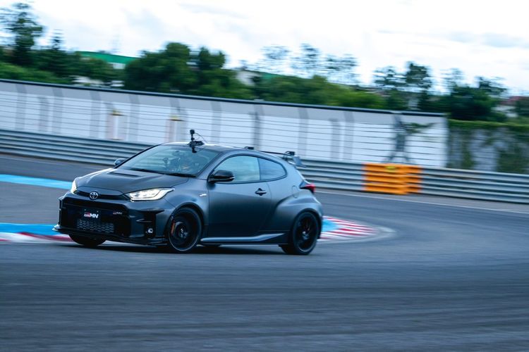 壹苹体验｜Toyota丽宝赛道嘉年华 全球限量500台GRMN Yaris下场创纪录｜壹苹新闻网