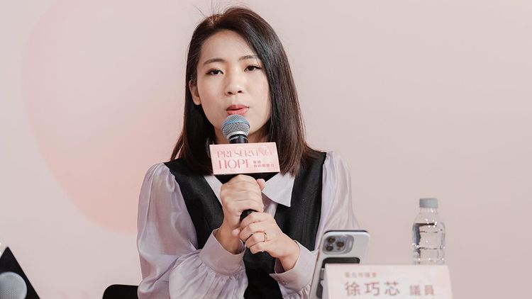 飙脏话比中指回击这些网友 徐巧芯：刚好而已｜壹苹新闻网 